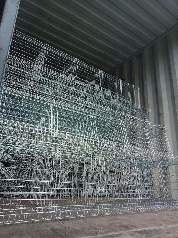 Automatic 3 Tier Animal Cage , 96 - 120 Birds Broiler Cage System For Farm