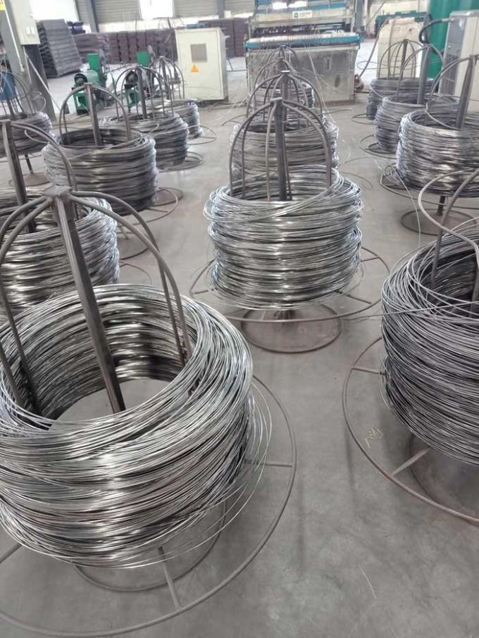 High Performance Pyramid Chicken Cage , Automatic Poultry Feeding Equipment